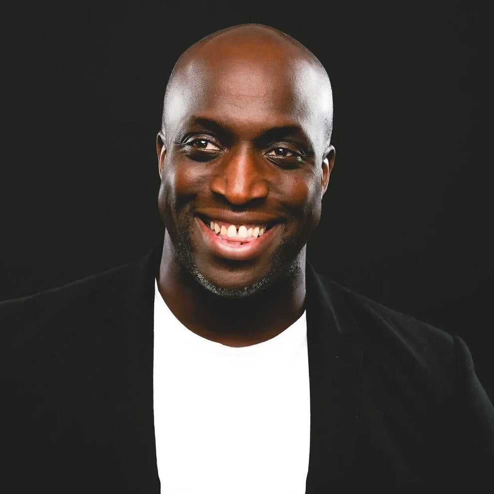 Hire Emmanuel Sonubi - Comedian – Prime Performers