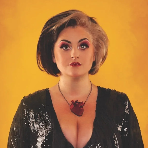 Hire Kiri Pritchard-McClean- Award Winning Comedian – Prime Performers