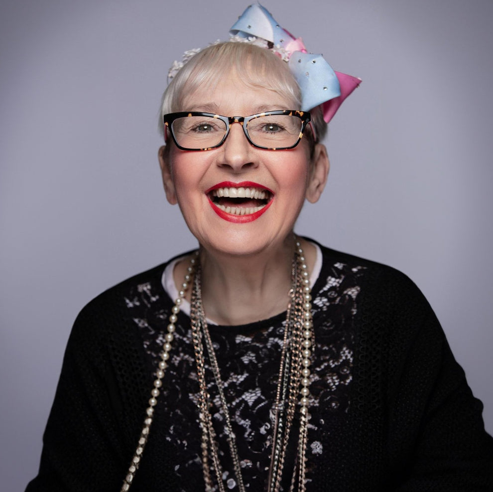 Hire Su Pollard - A National Treasure – Prime Performers